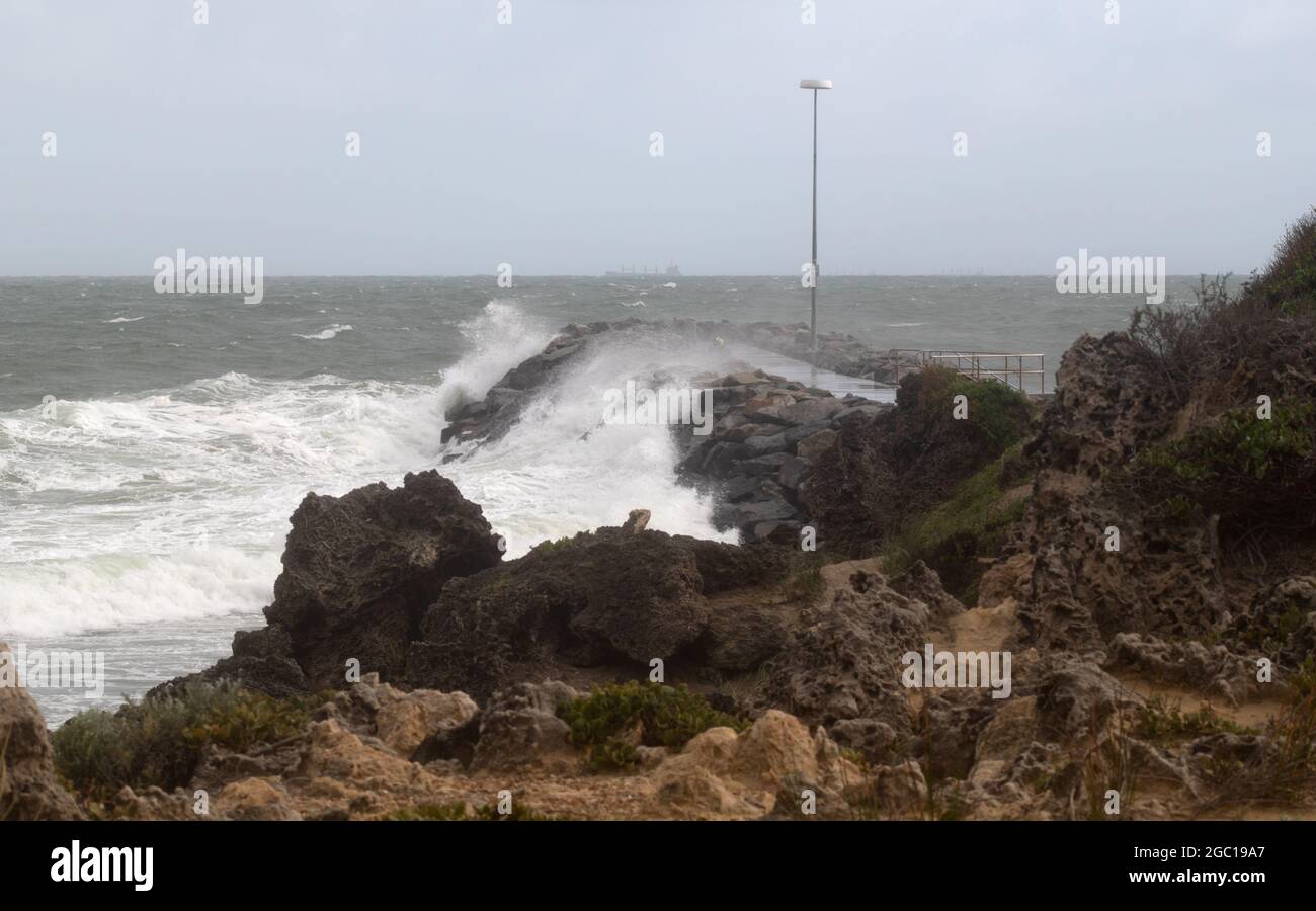 Rock groin hi-res stock photography and images - Alamy