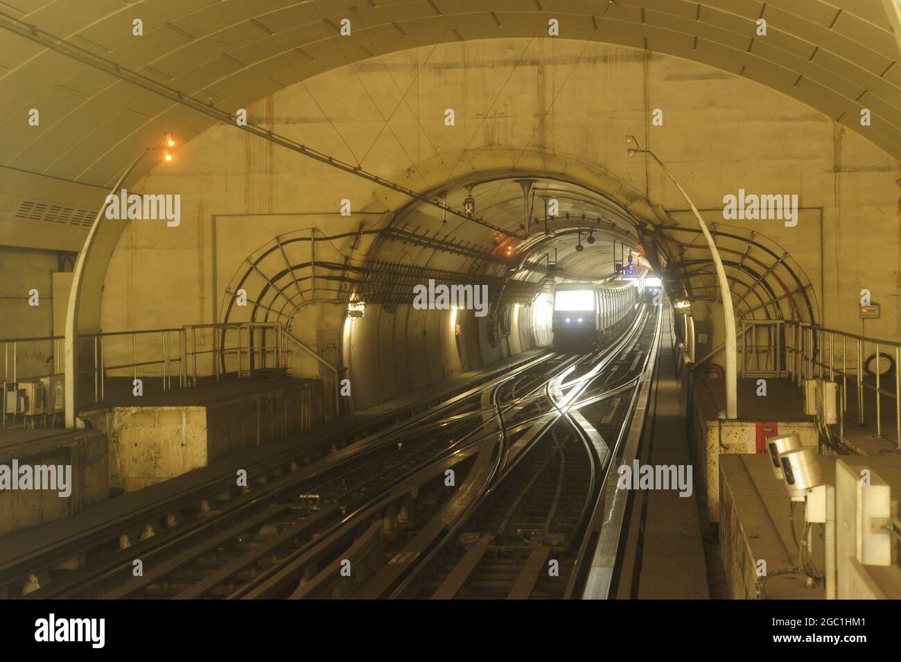 Paris, Metrolinie 14, Wendeanlage - Paris, Metro Line 14, Reverse ...