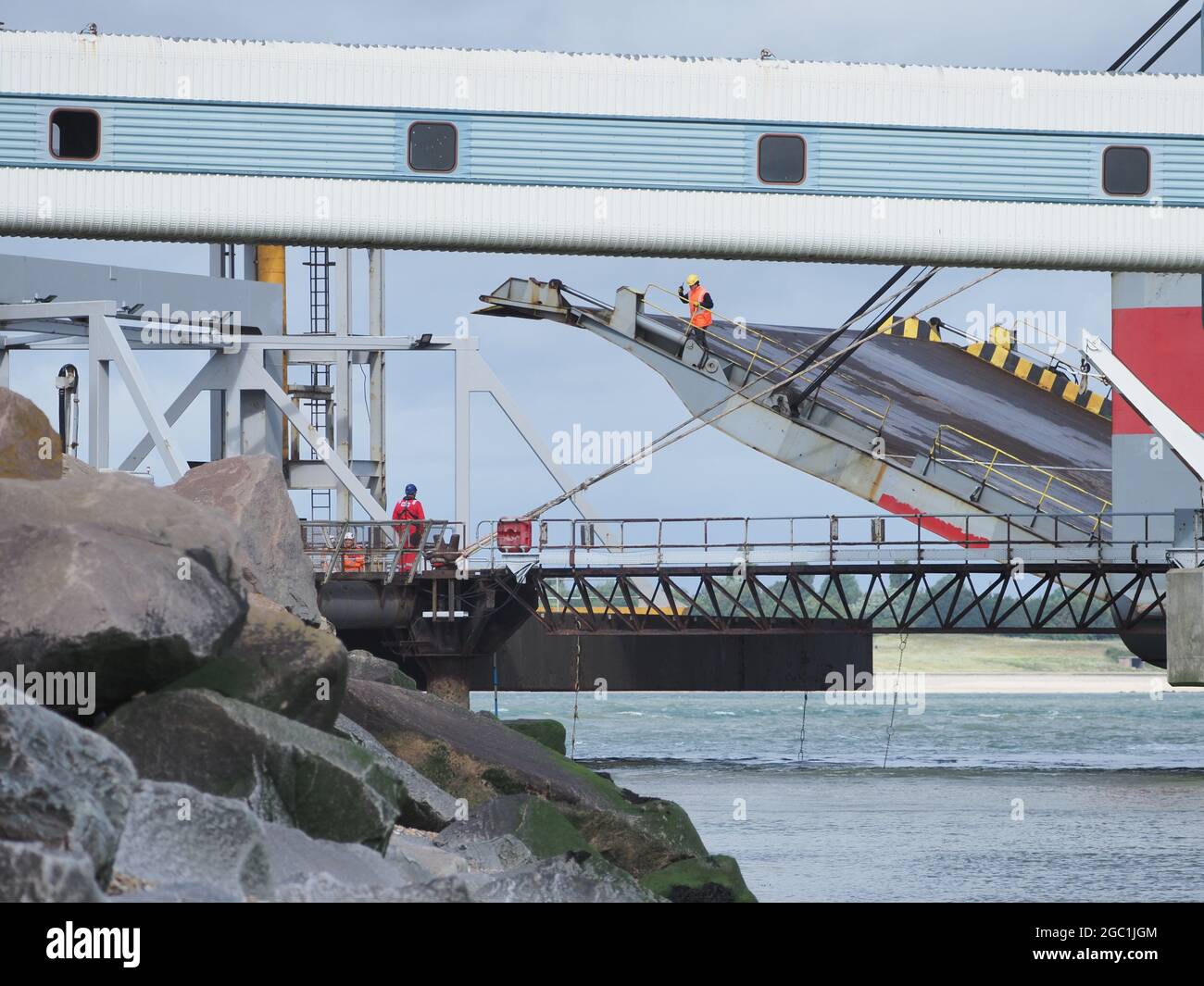 Berth temporary hi-res stock photography and images - Alamy