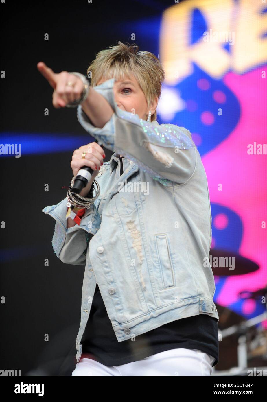 Hazel Dean Performing at Lets Rock Leeds 80s Stock Photo - Alamy