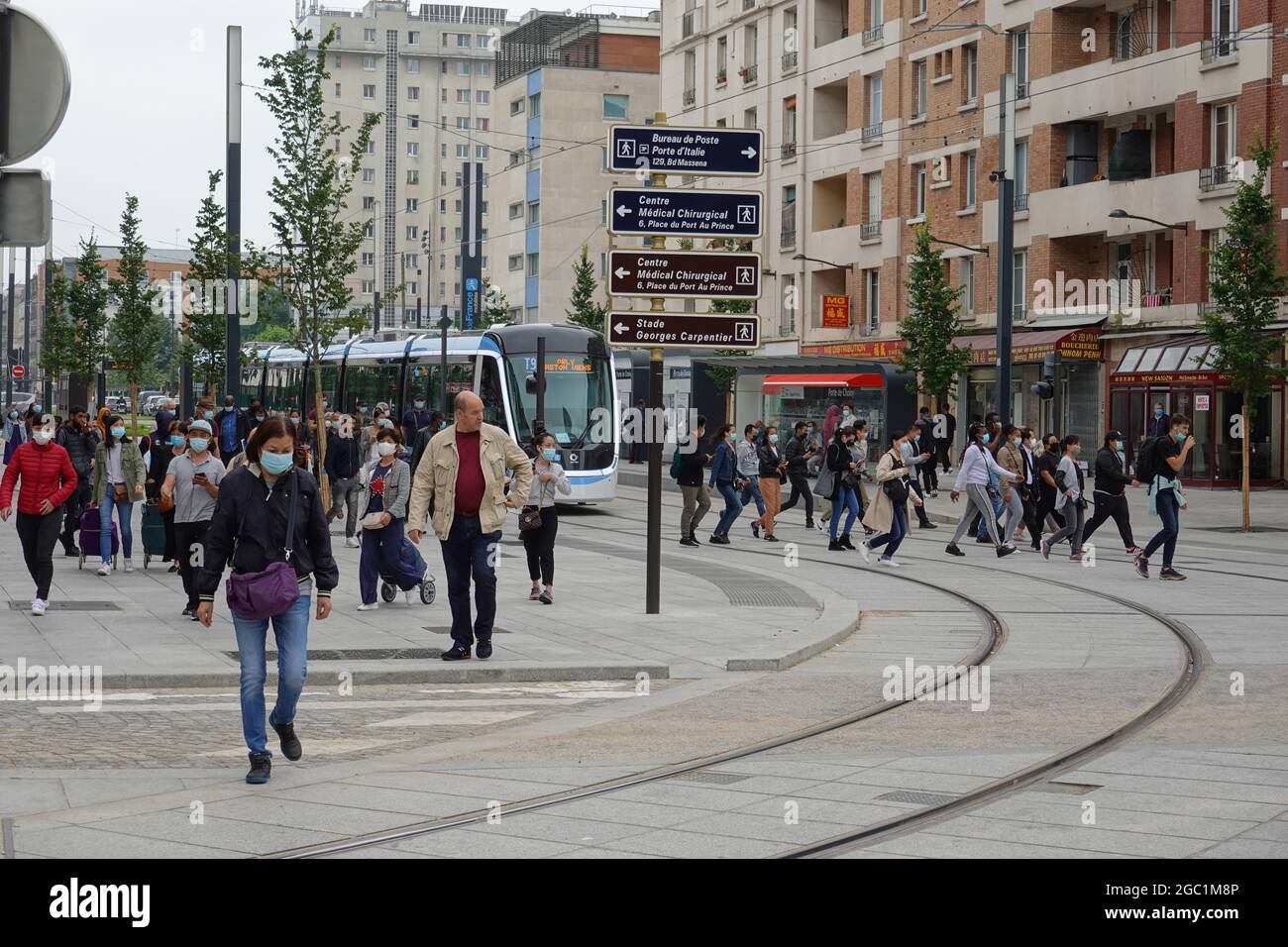 City life keolis hi-res stock photography and images - Alamy