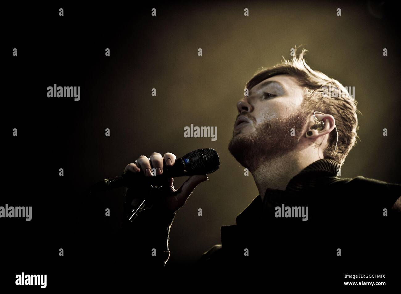 James Arthur Performing at Sheffield City Hall Stock Photo - Alamy