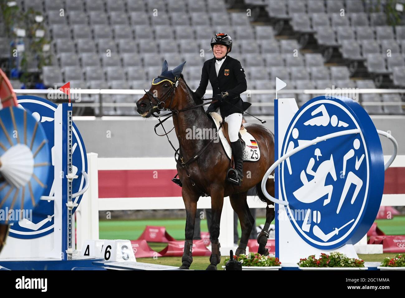 Annika schleu tokyo hi-res stock photography and images - Alamy