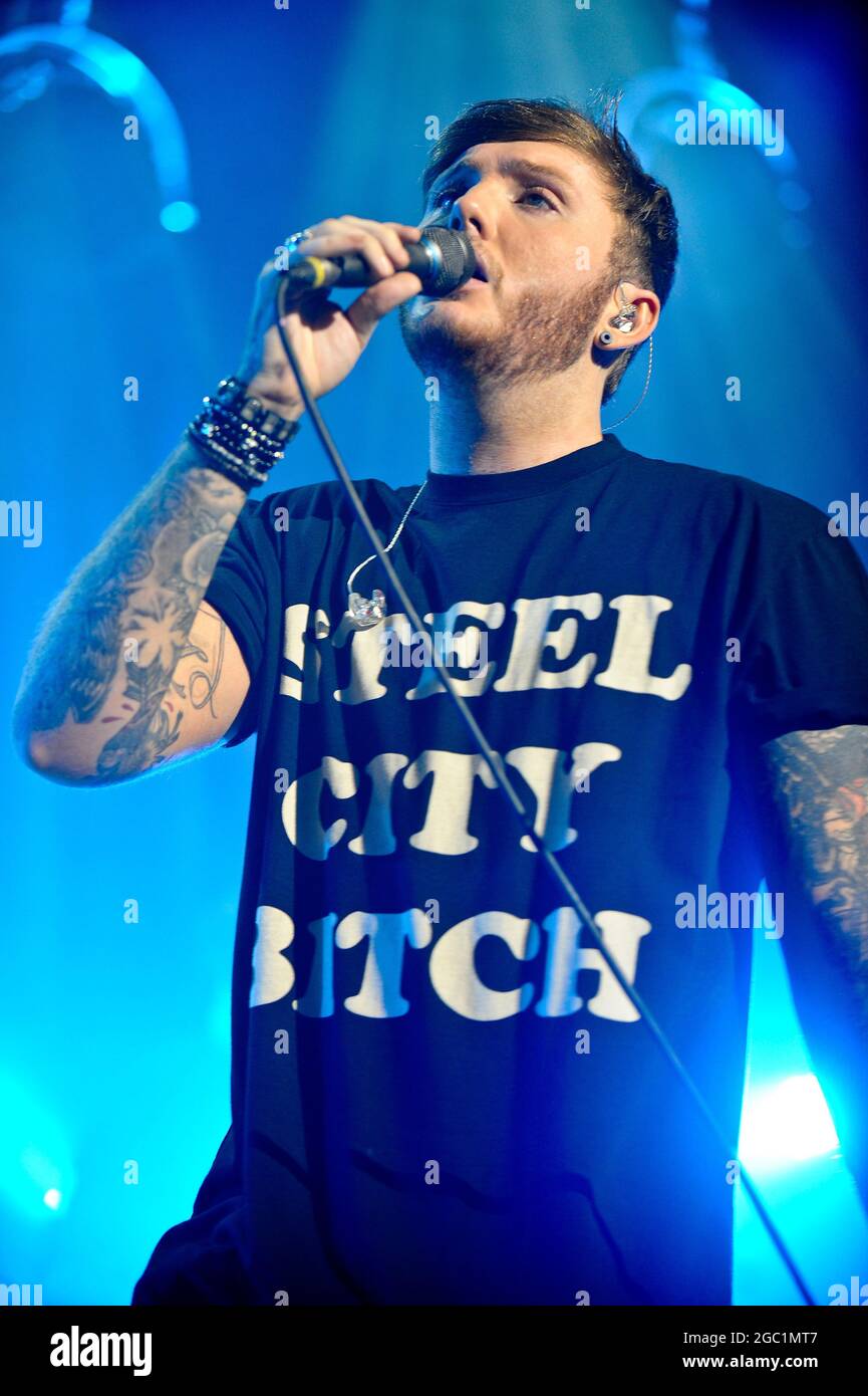 James Arthur Performing at Sheffield City Hall Stock Photo - Alamy