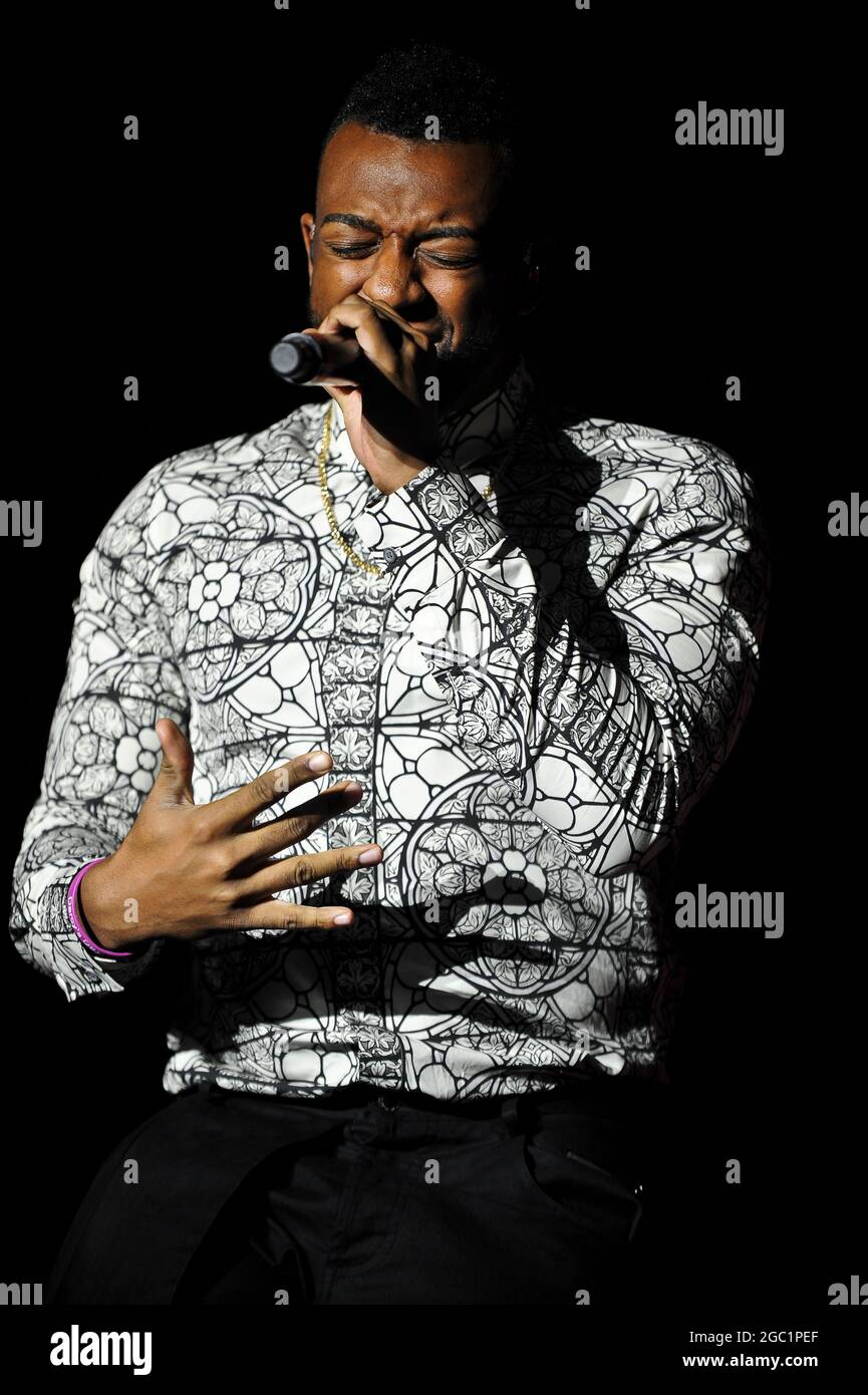 Jb gill of jls hi-res stock photography and images - Alamy