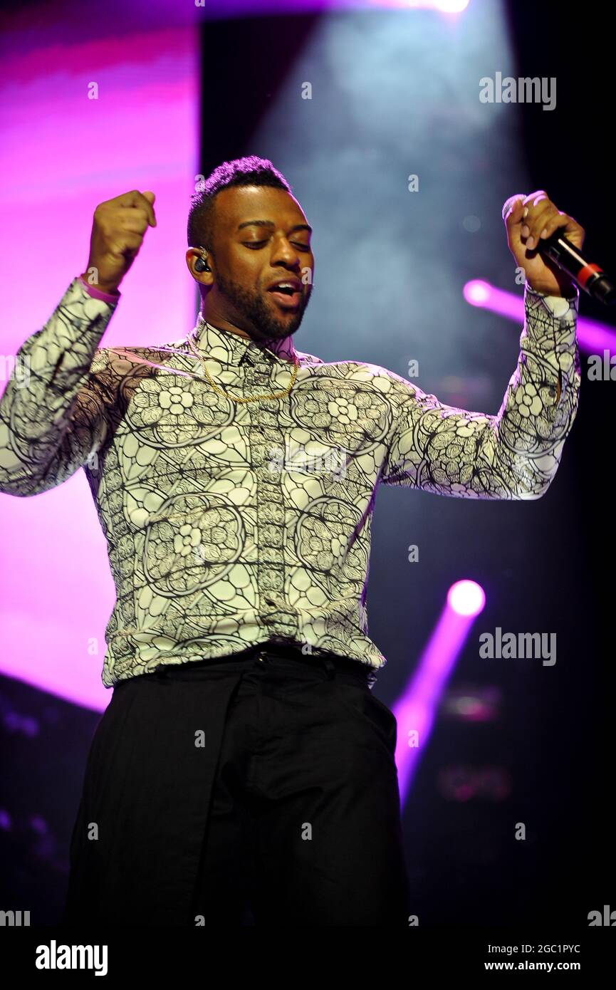 Aston merrygold jls performing hi-res stock photography and images - Alamy
