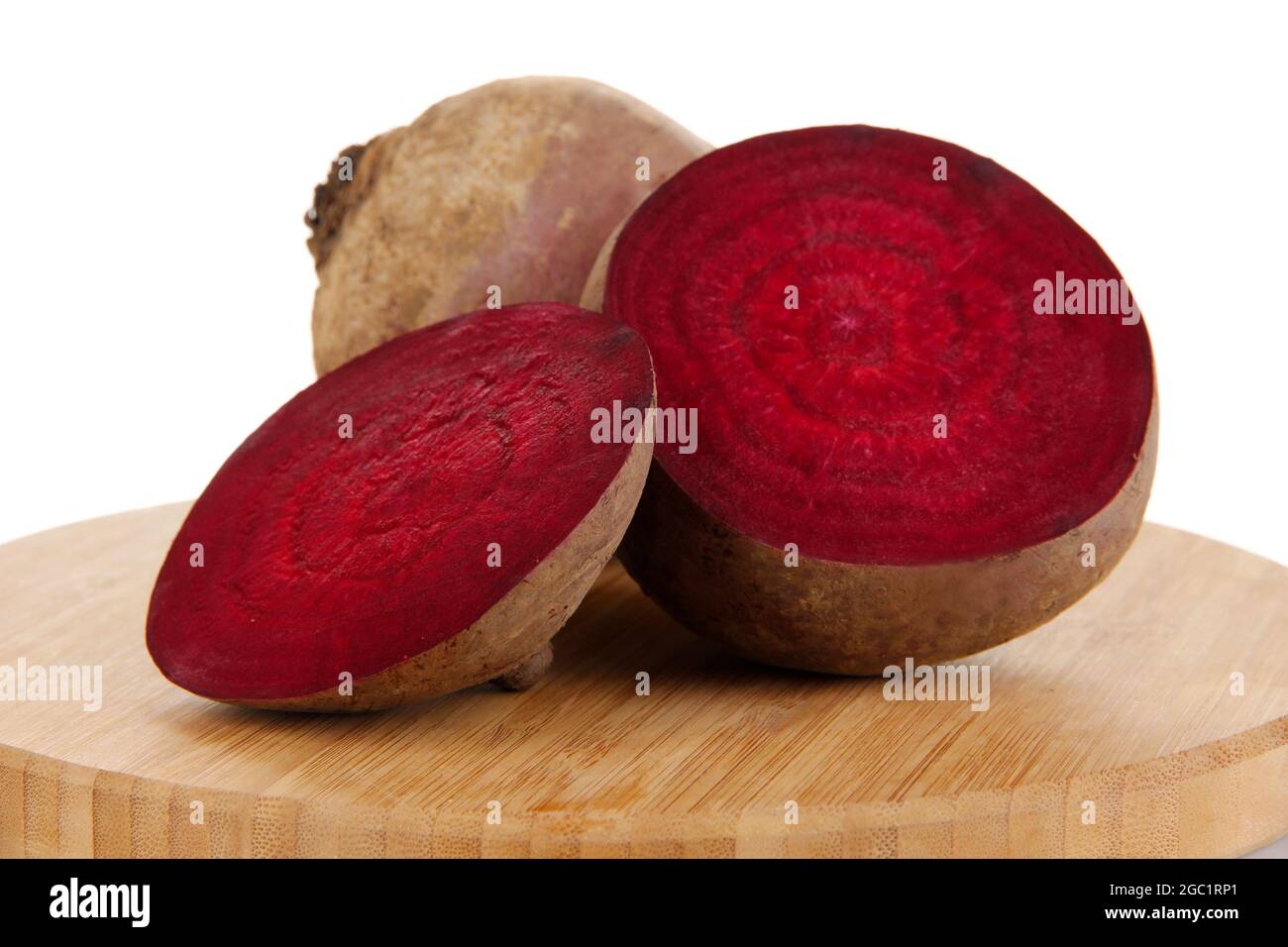 Sliced beetroot on board isolated on white Stock Photo - Alamy