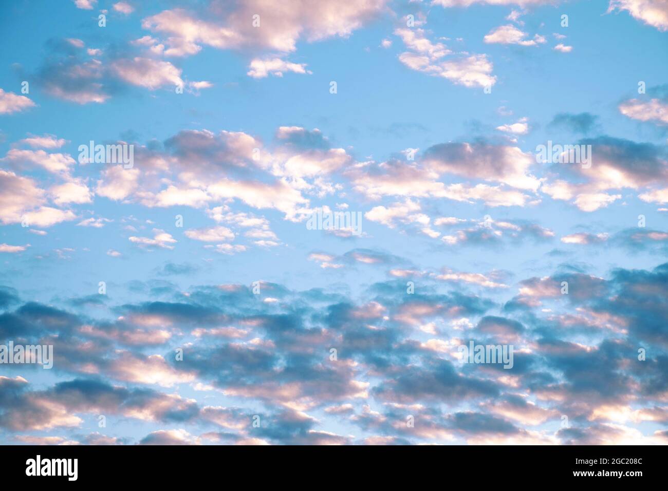 Thick cloudy sky hi-res stock photography and images - Alamy
