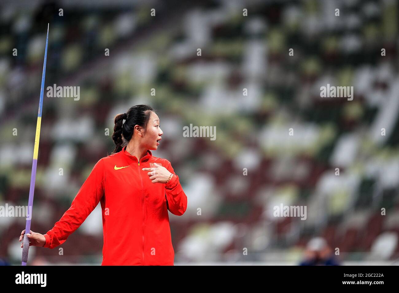 Tokyo, Japan. 6th Aug, 2021. Liu Shiying of China warms up before the ...