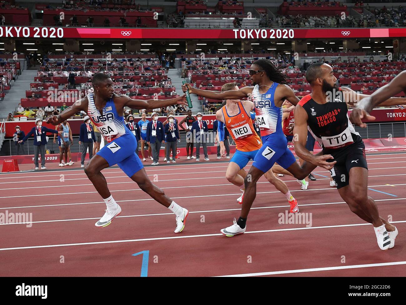 Tokyo, Japan. 6th Aug, 2021. Bryce Deadmon (L) and Randolph Ross of ...