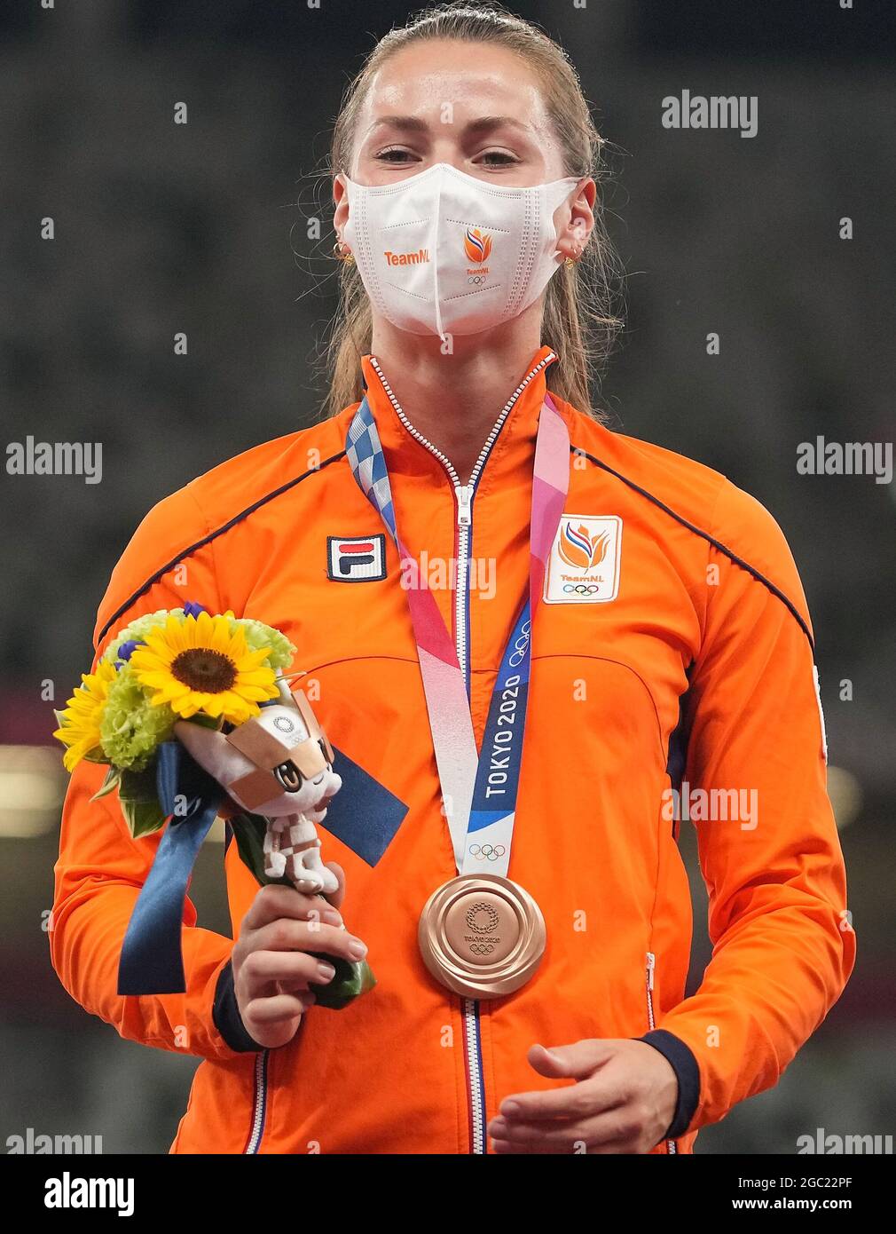 Tokyo, Japan. 6th Aug, 2021. Emma Oosterwegel of the Netherlands reacts ...