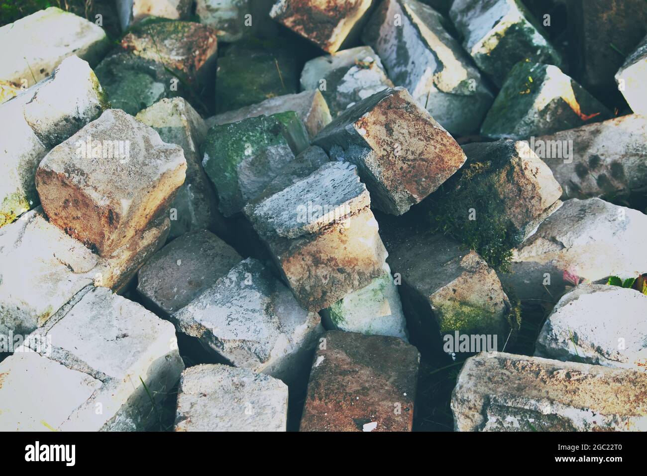 Pile of old bricks Stock Photo - Alamy