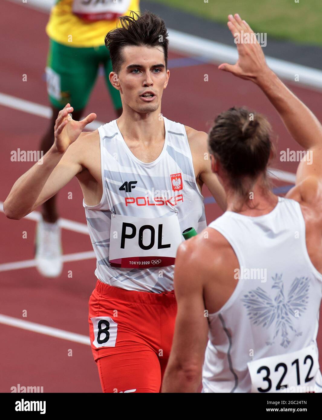 Tokyo, Japan. 6th Aug, 2021. Kajetan Duszynski (L) of Team Poland ...