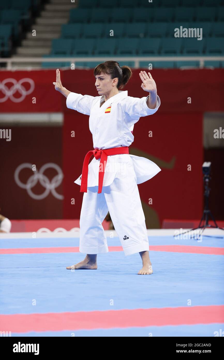 Sandra sanchez karate tokyo hi-res stock photography and images - Alamy