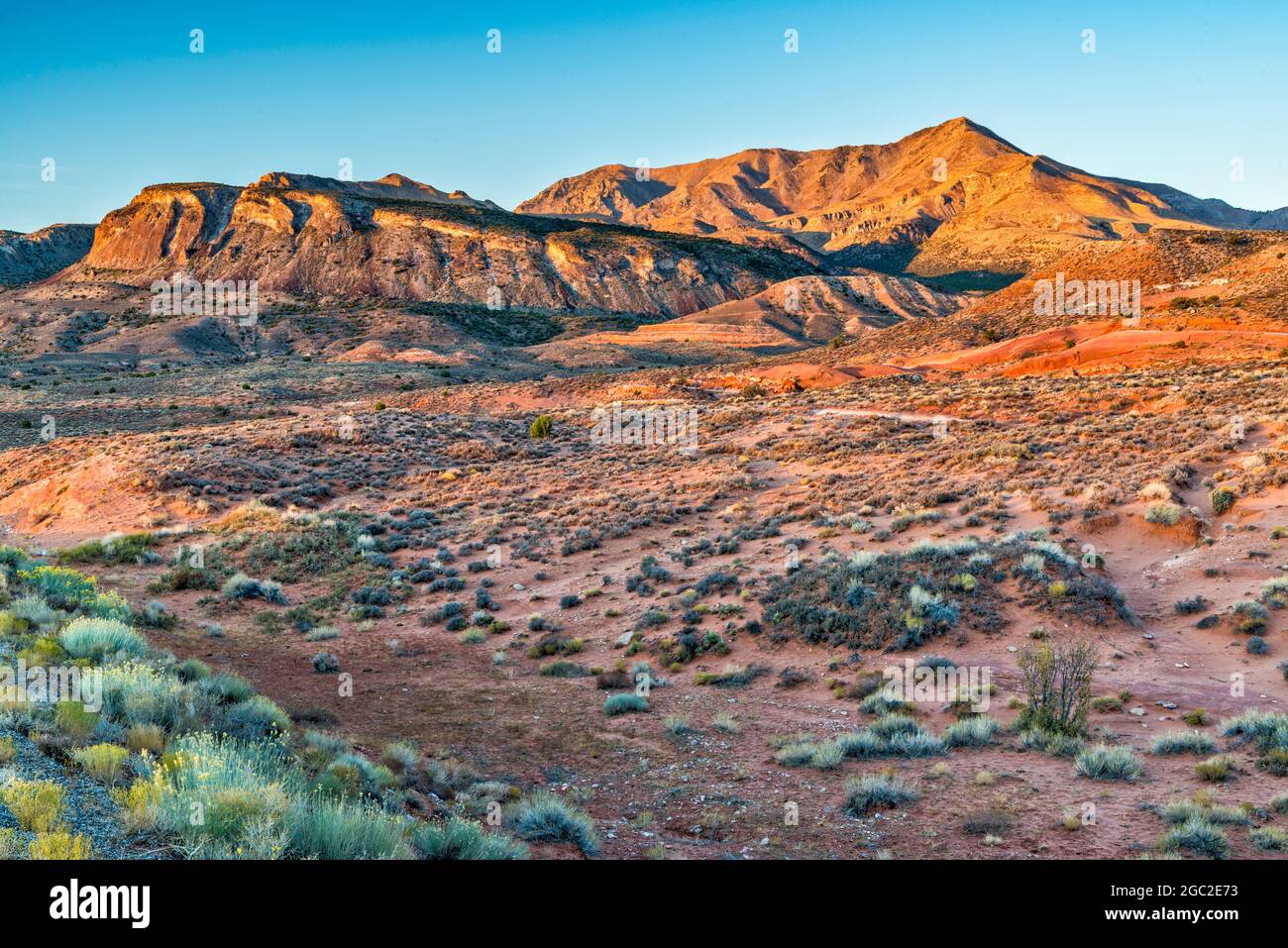 Taylor Ridges, view at sunrise from Utah 276, Mount Holmes area, Henry ...