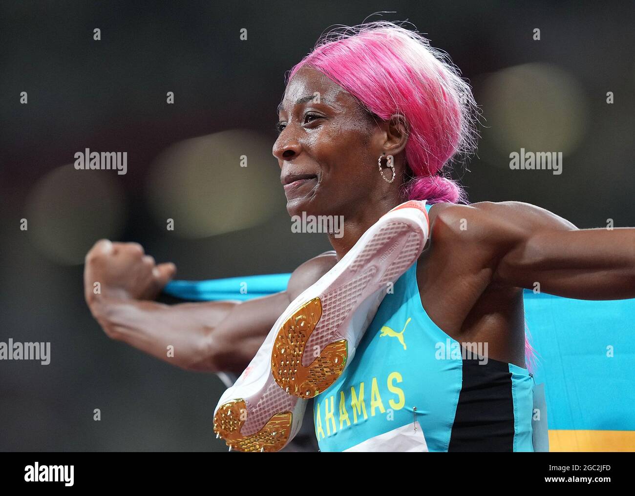 Tokyo, Japan. 6th Aug, 2021. Shaunae Miller-Uibo of Bahamas celebrates ...