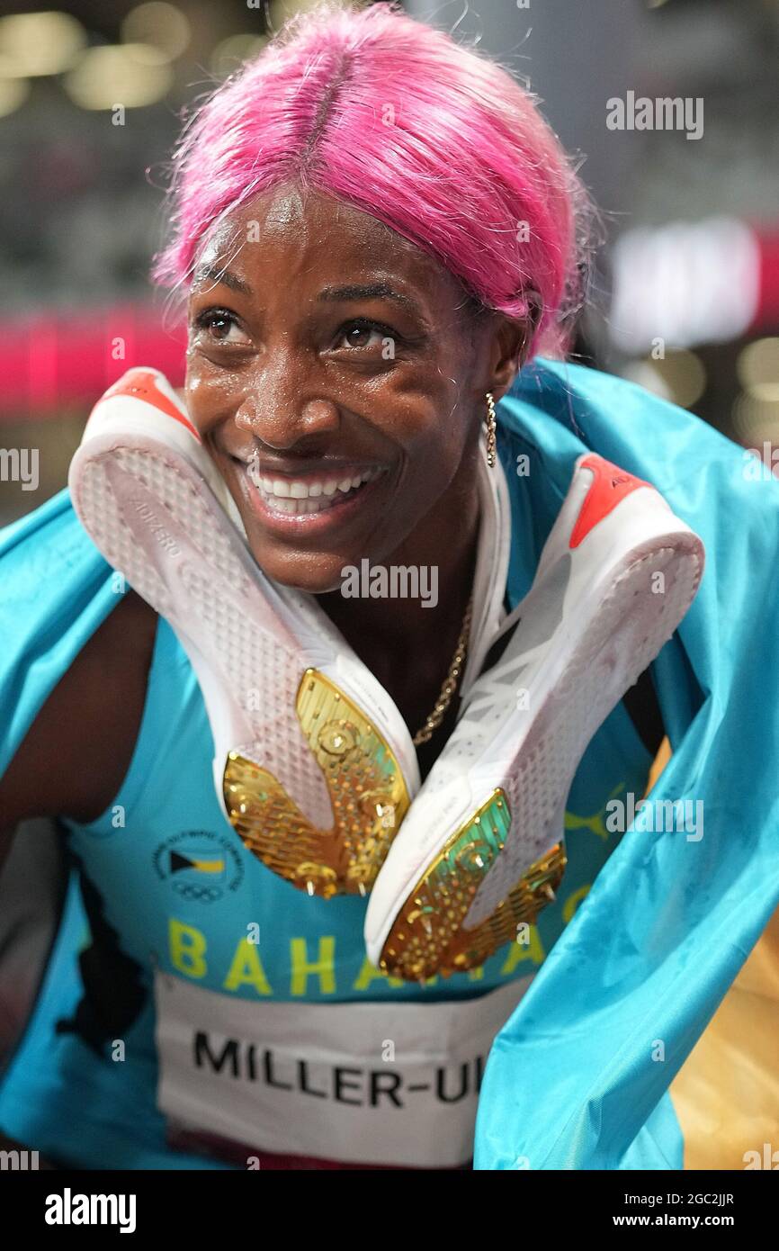 Tokyo, Japan. 6th Aug, 2021. Shaunae Miller-Uibo of Bahamas celebrates ...