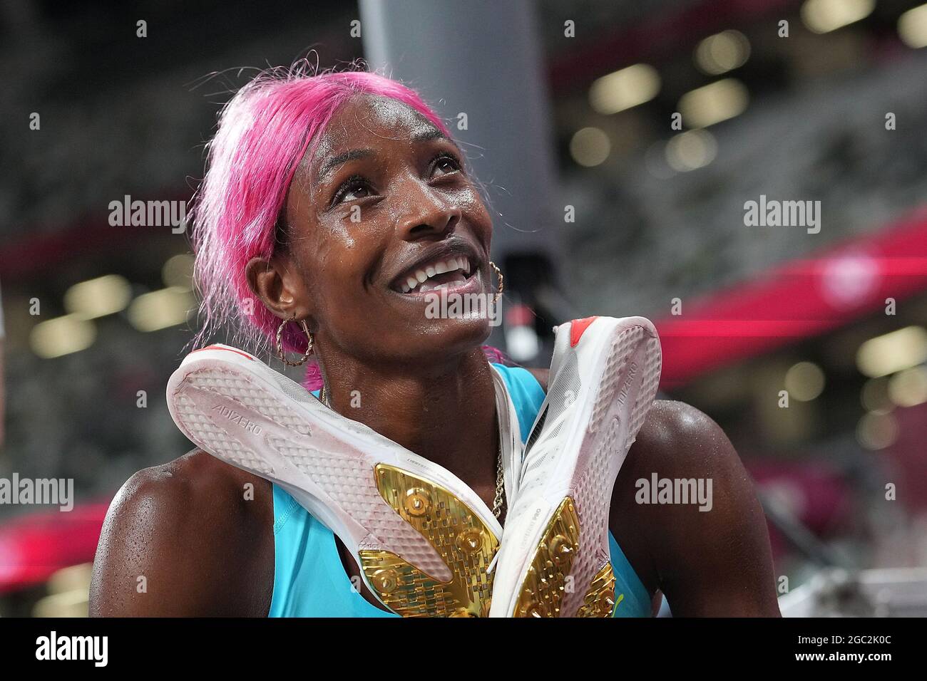 Tokyo, Japan. 6th Aug, 2021. Shaunae Miller-Uibo of Bahamas celebrates ...