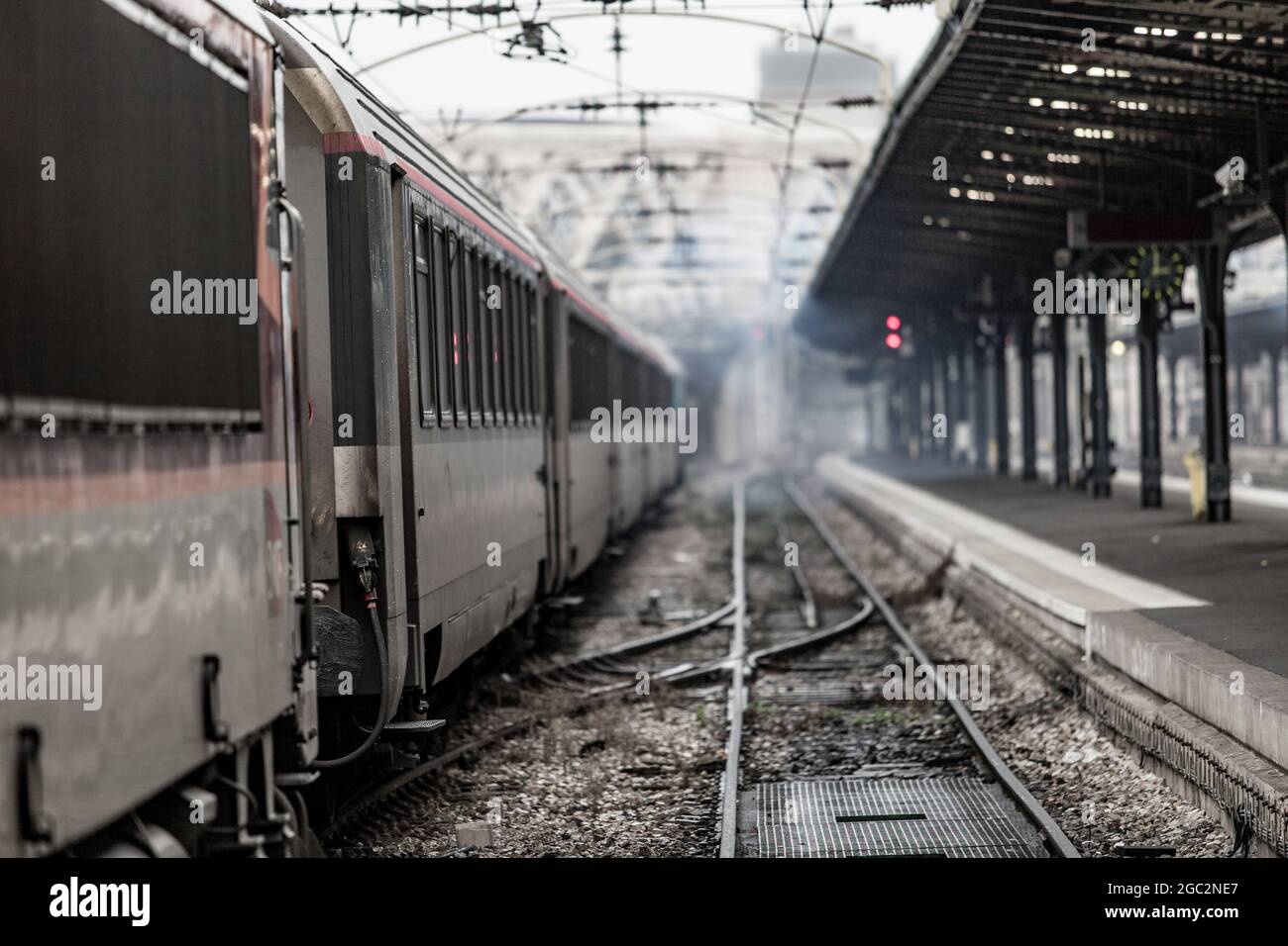 train in paris rail station Stock Photo - Alamy