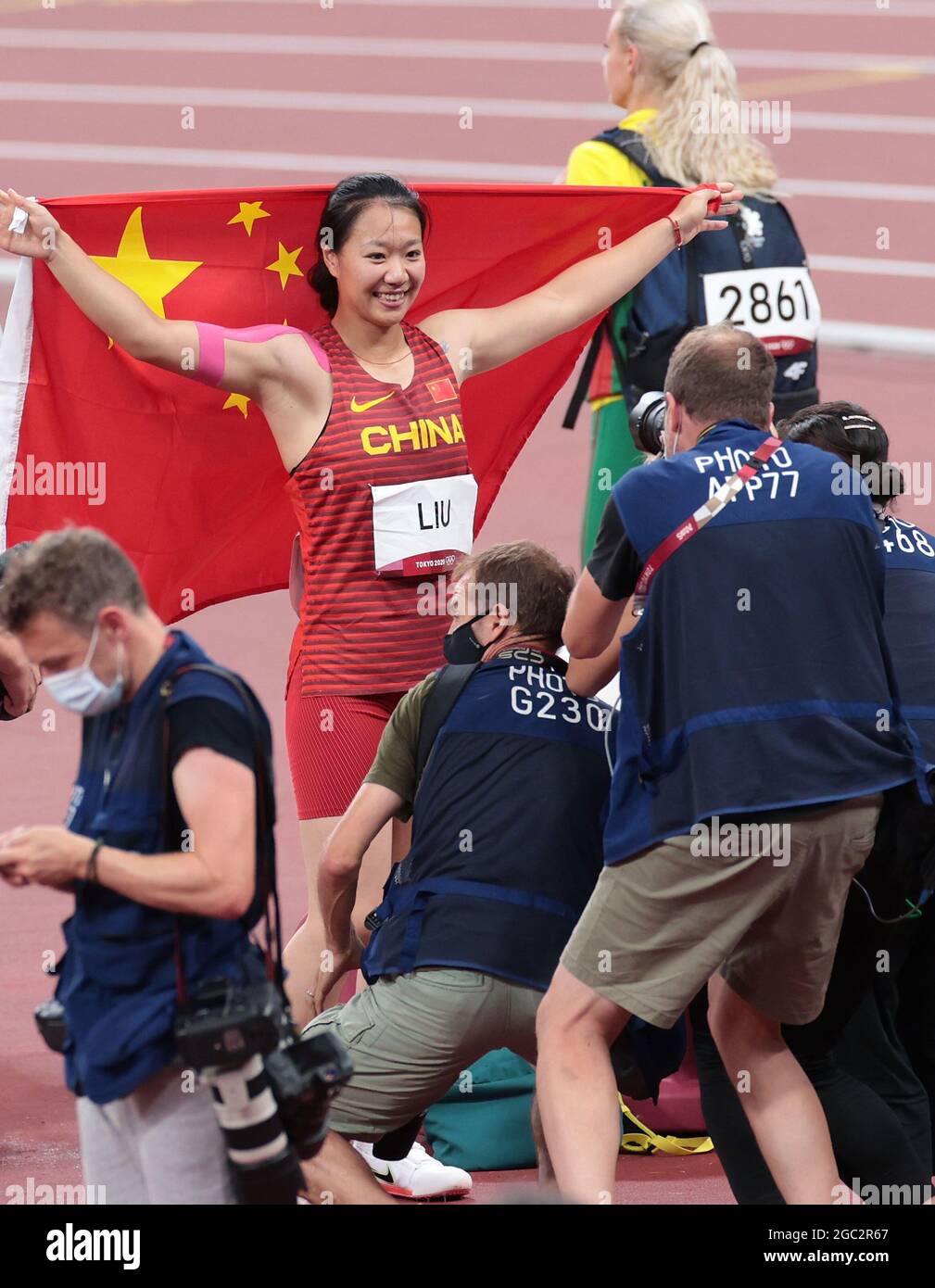 Tokyo, Japan. 6th Aug, 2021. Liu Shiying of China celebrates after ...