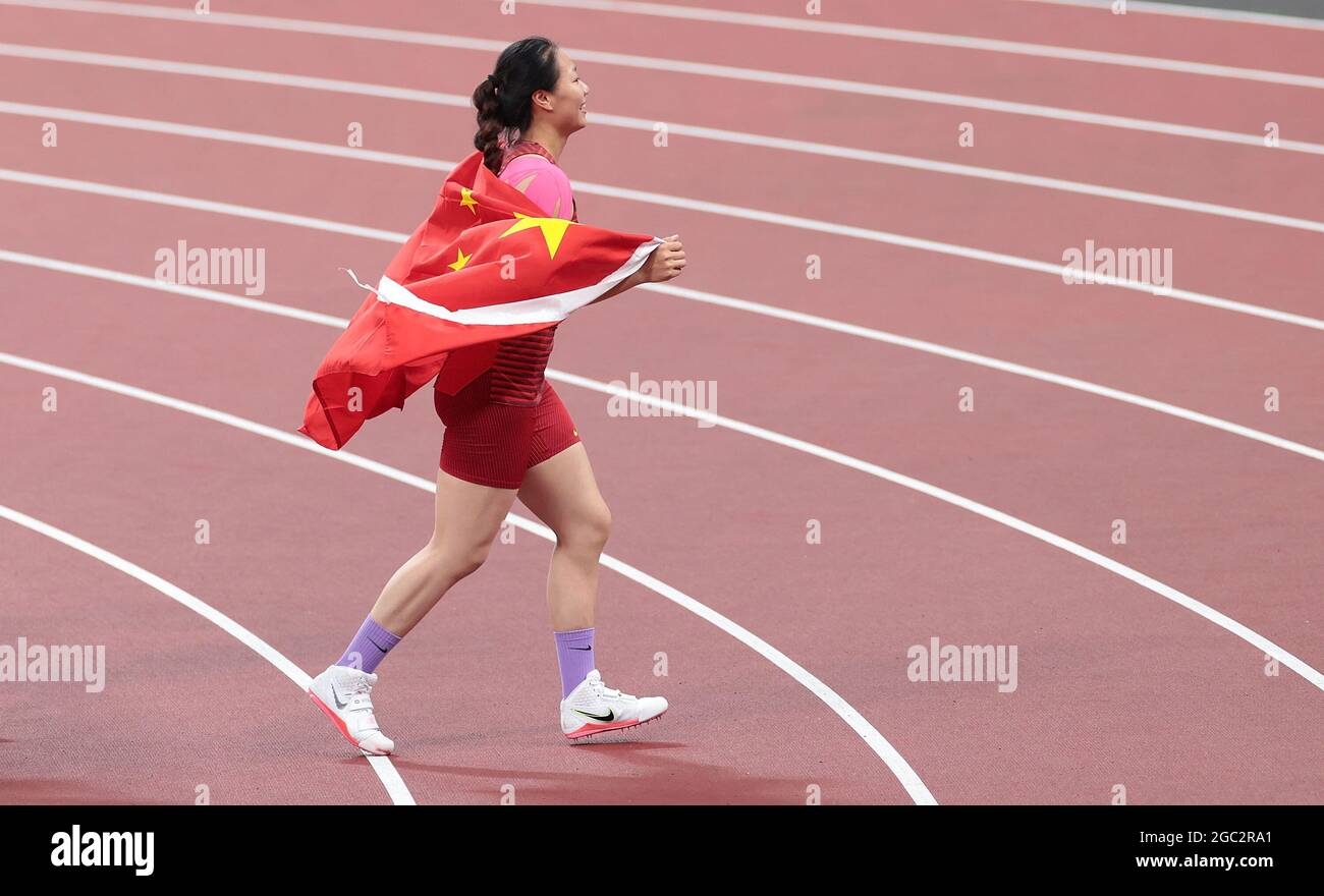 Tokyo, Japan. 6th Aug, 2021. Liu Shiying of China celebrates after ...