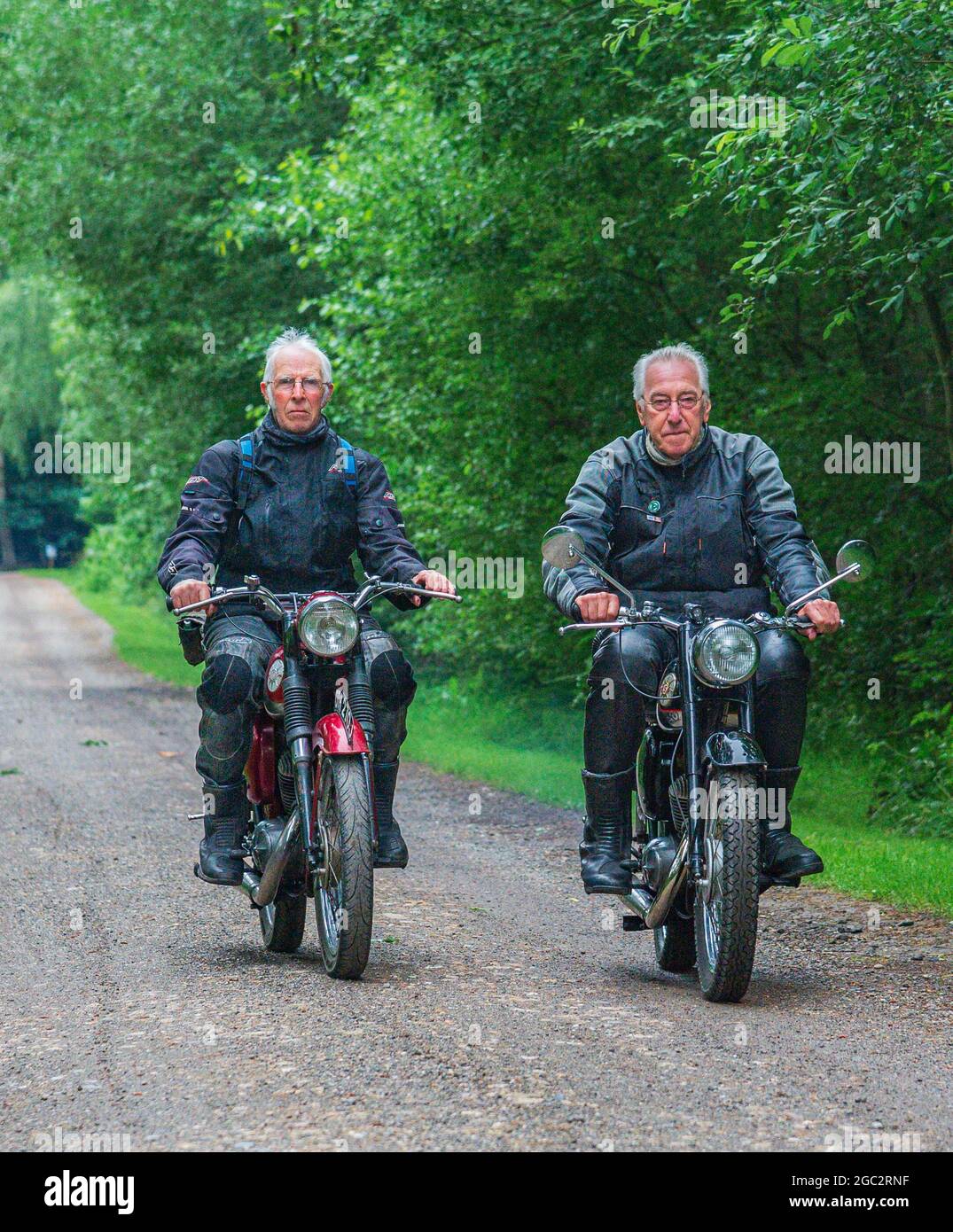 A BSA Bantam Club on summer ride-outs of British manufactured vintage ...