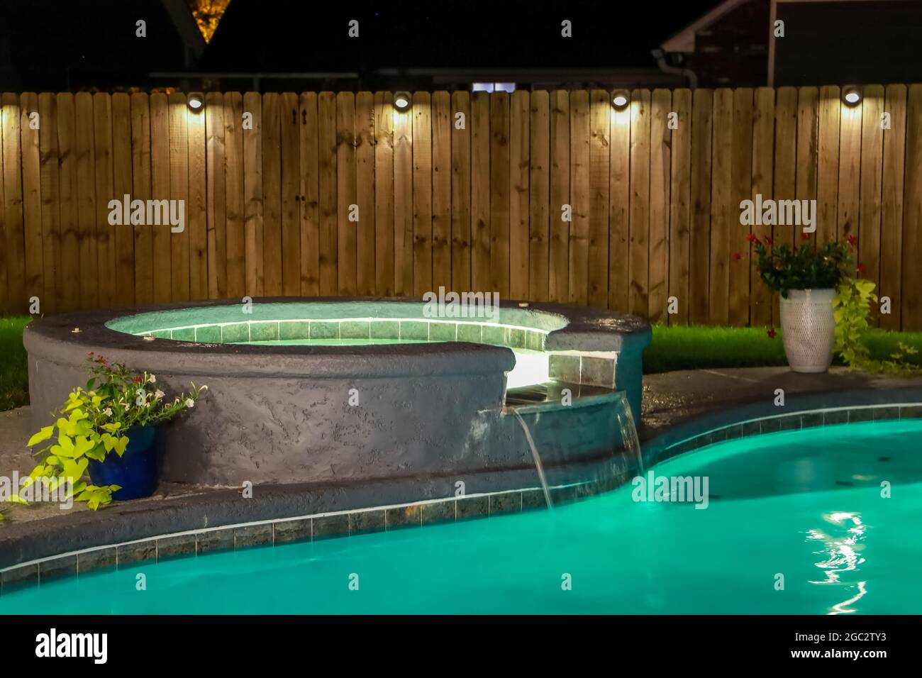 Hot tub night lights hi-res stock photography and images - Alamy