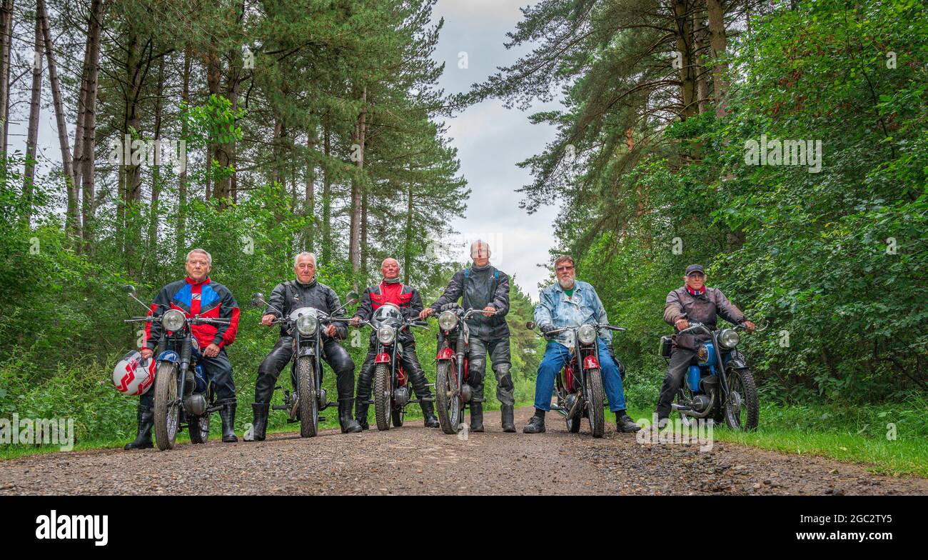 1960s classic british motorbikes hi-res stock photography and images ...