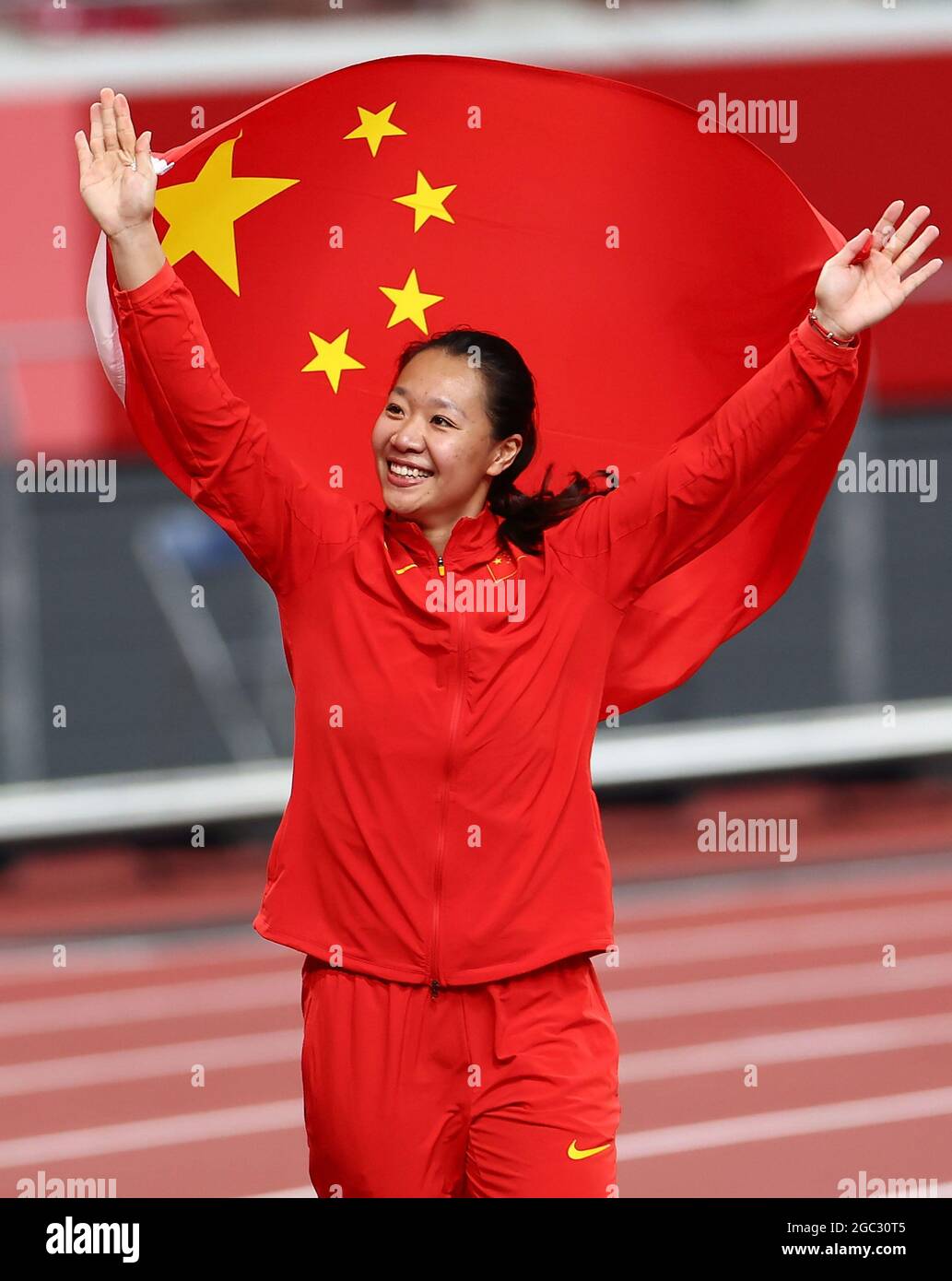 Tokyo, Japan. 6th Aug, 2021. Liu Shiying of China celebrates after ...