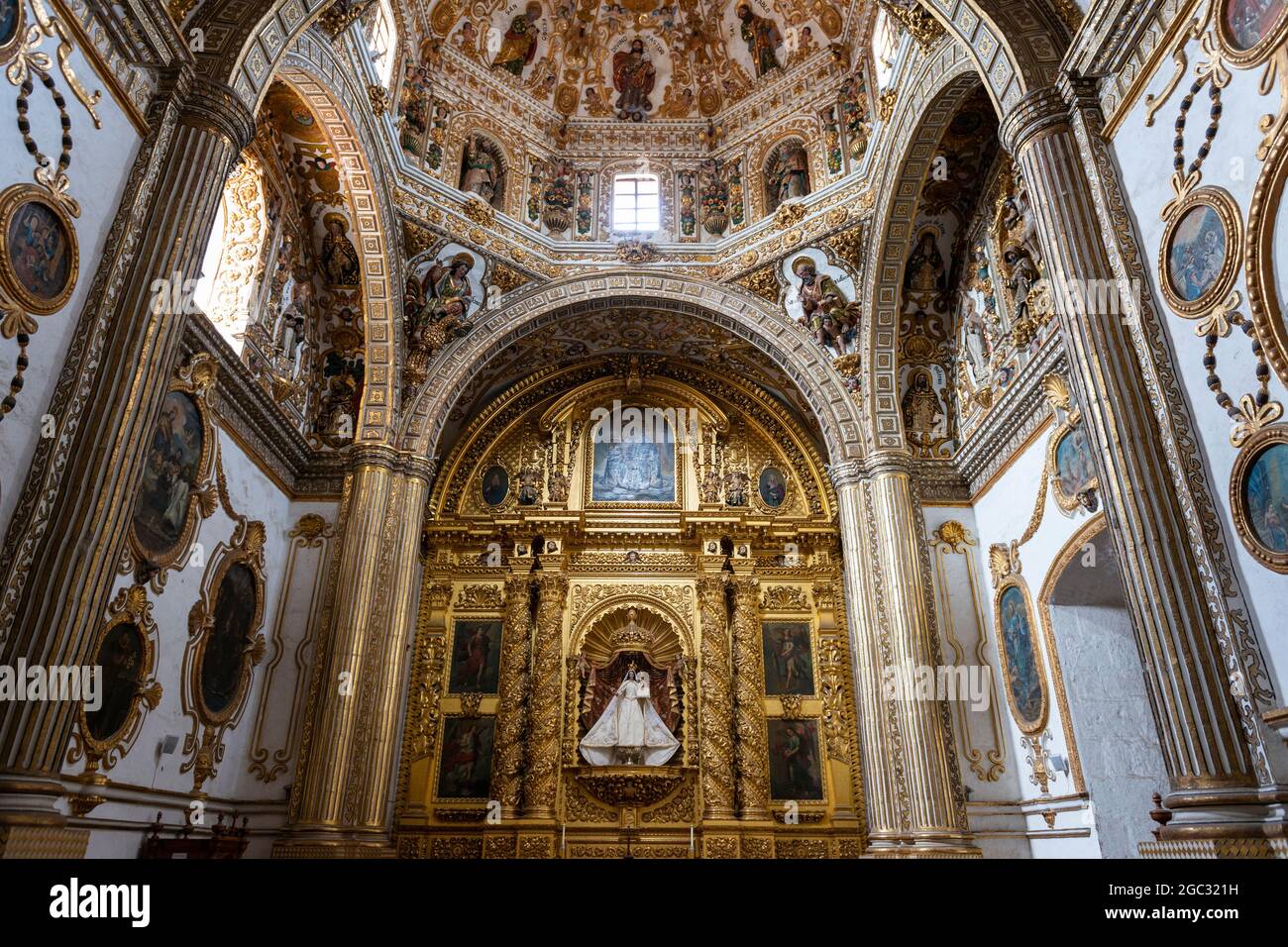 Oaxaca de Juarez, Mexico - May 15, 2014: Detail of the interior of the ...