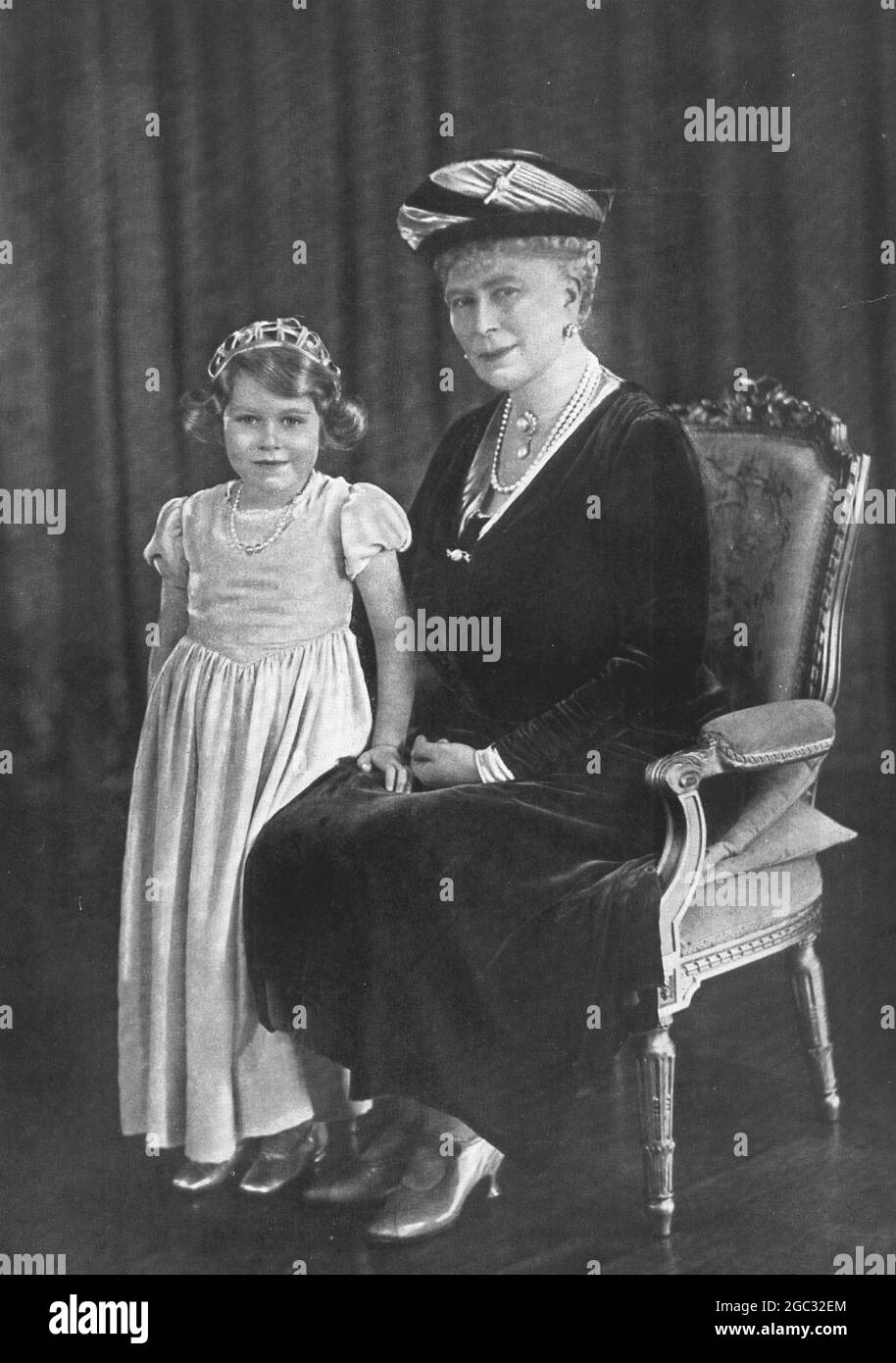 Queen Alexandria and her first granddaughter Princess Elizabeth Stock ...