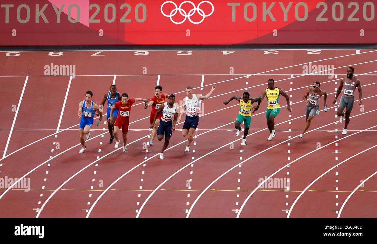 Tokyo, Japan. 06th Aug, 2021. Athletics: Olympics, 4 x 100 m, men ...