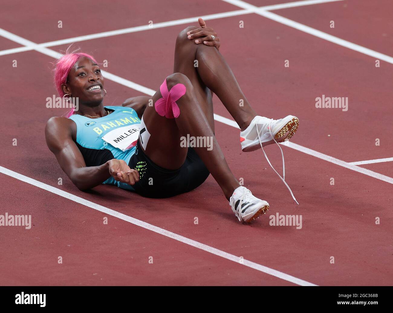 Tokyo, Japan. 6th Aug, 2021. Shaunae Miller-Uibo of Bahamas celebrates ...