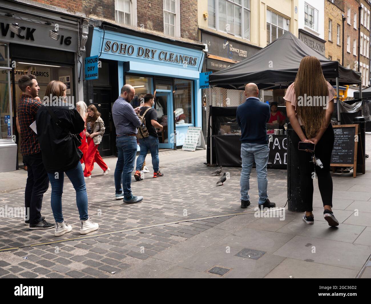 Berwick street market hi-res stock photography and images - Alamy