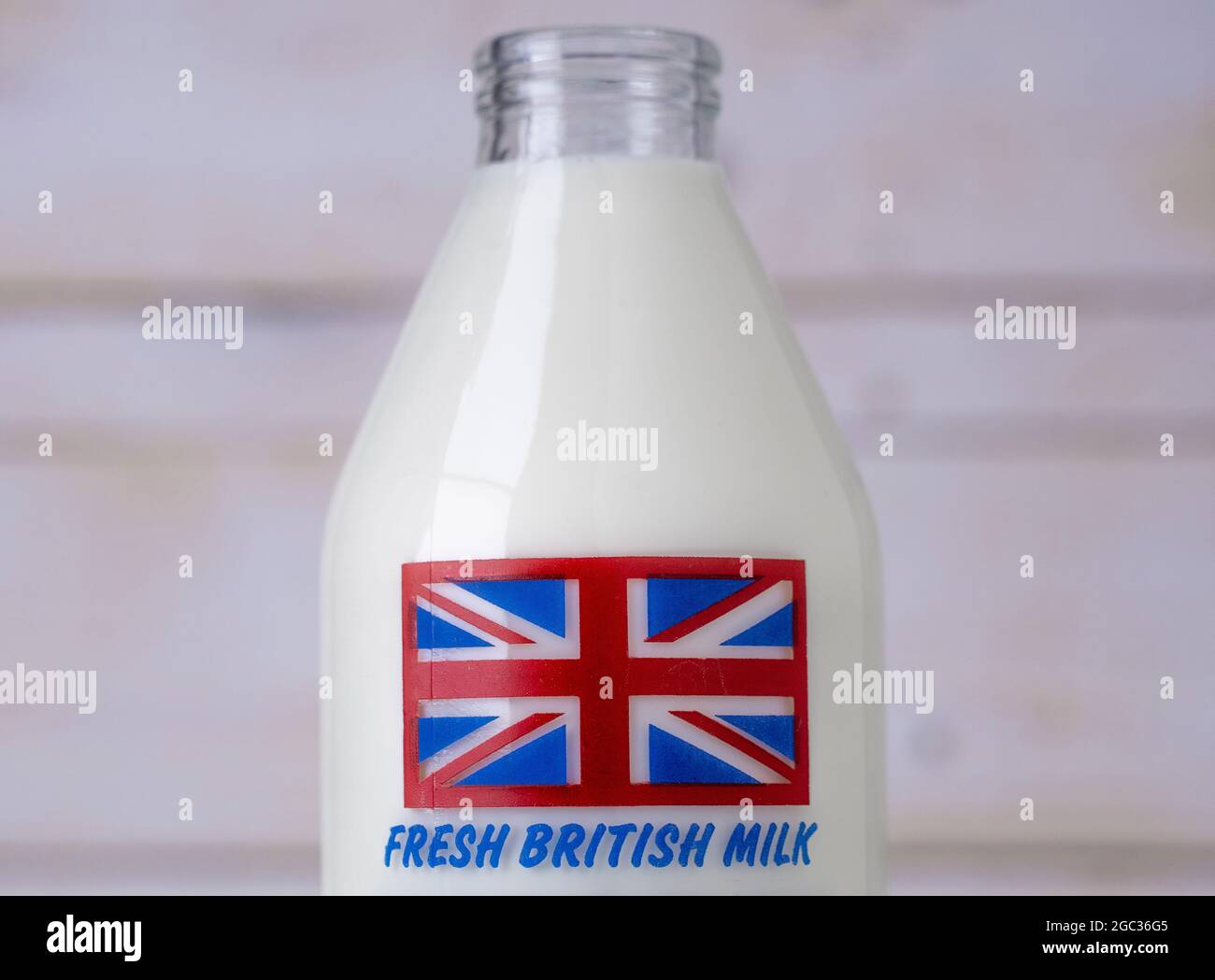 Pint of milk hi-res stock photography and images - Alamy