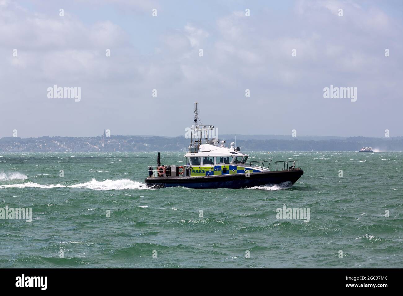 Ministry of defence police hi-res stock photography and images - Alamy