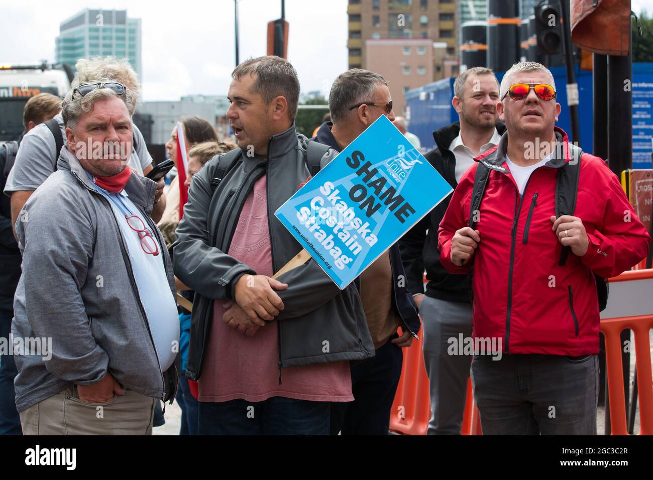 London, UK. 6th August, 2021. Members of the Unite trade union protest ...