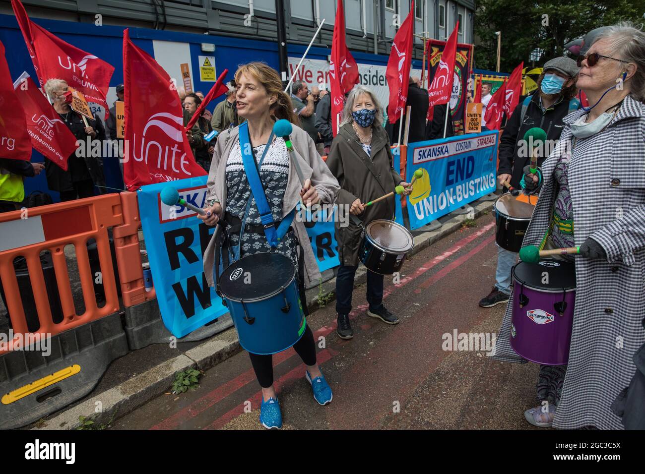 London, UK. 6th August, 2021. Members of the Unite trade union protest ...