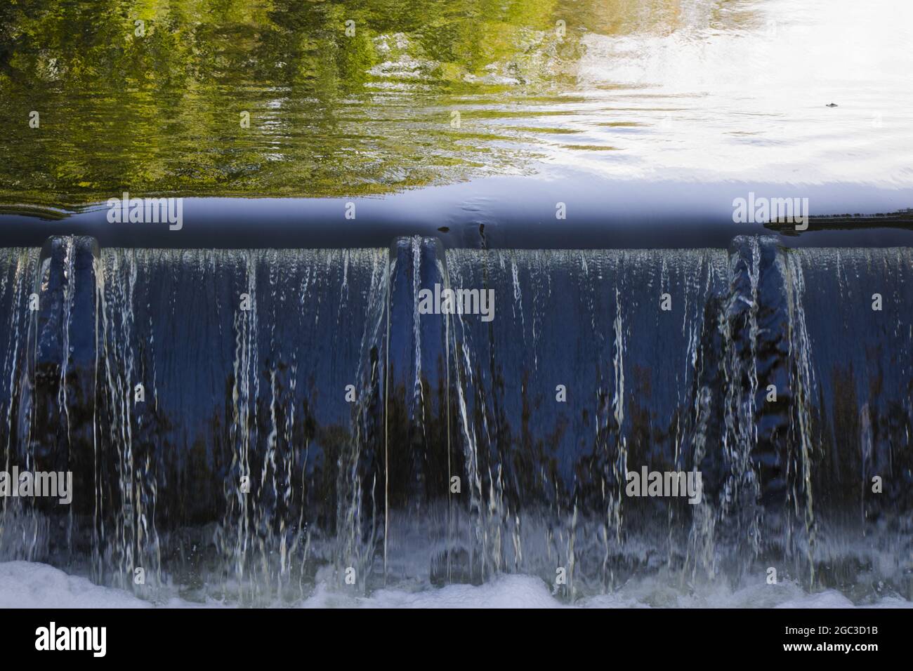 Small artificial waterfall hi-res stock photography and images - Alamy