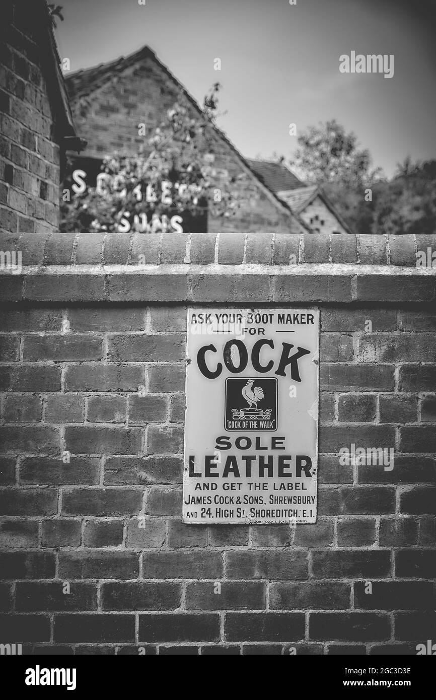 Victorian sign hi-res stock photography and images - Alamy