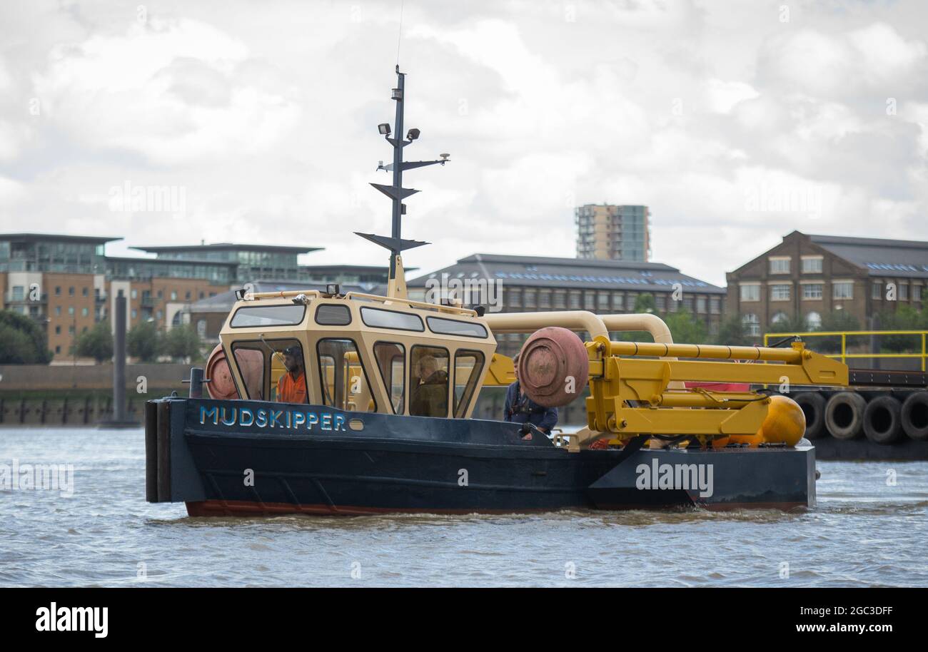 The Mudskipper by James Capper makes its way along on the river Thames ...
