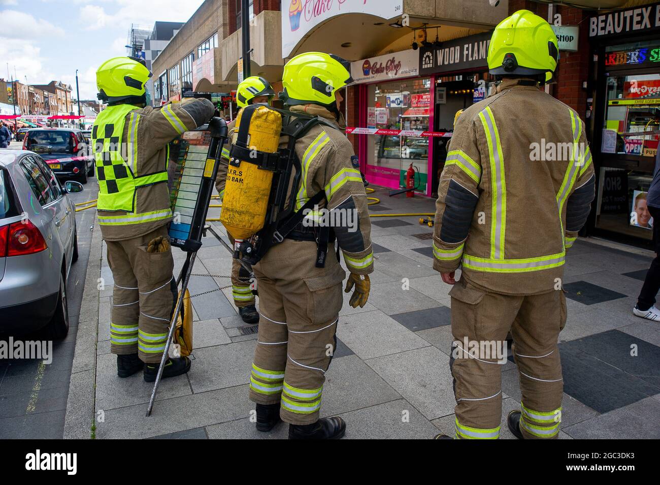 Slough, Berkshire, UK. 6th August, 2021. Firefighters from Beaconfield ...