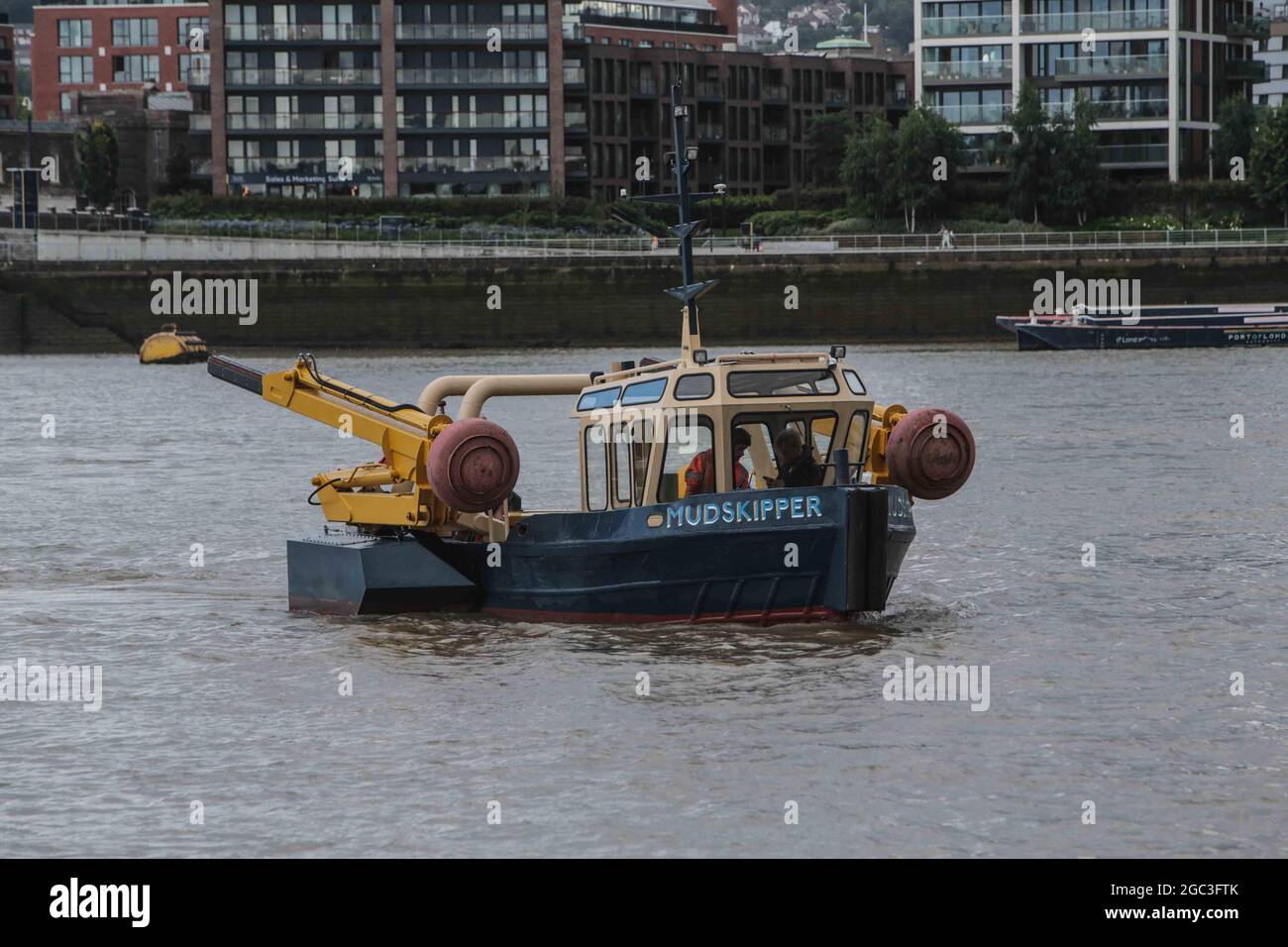 London, UK. 06 August 2021 MUDSKIPPER is a fully-mobile sculpture able ...