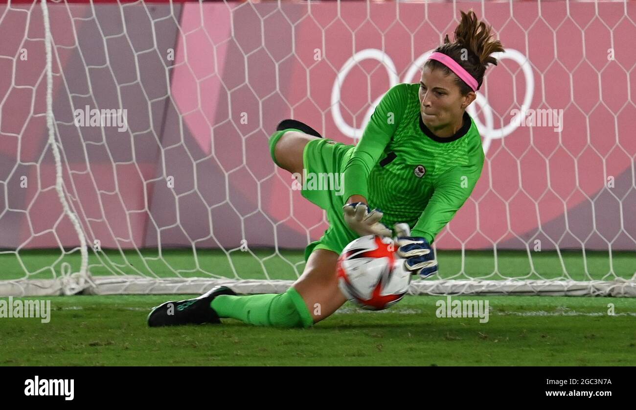 Stephanie labbe hi-res stock photography and images - Alamy