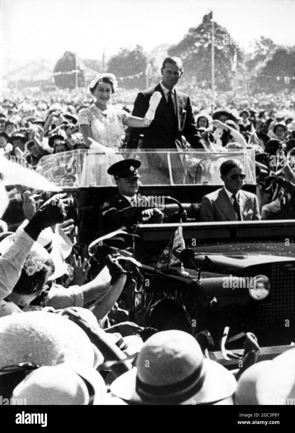 Queen elizabeth ii 1954 hi-res stock photography and images - Alamy