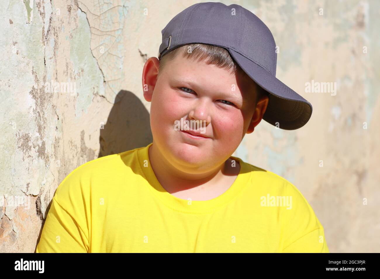 Short fat boy hi-res stock photography and images - Alamy