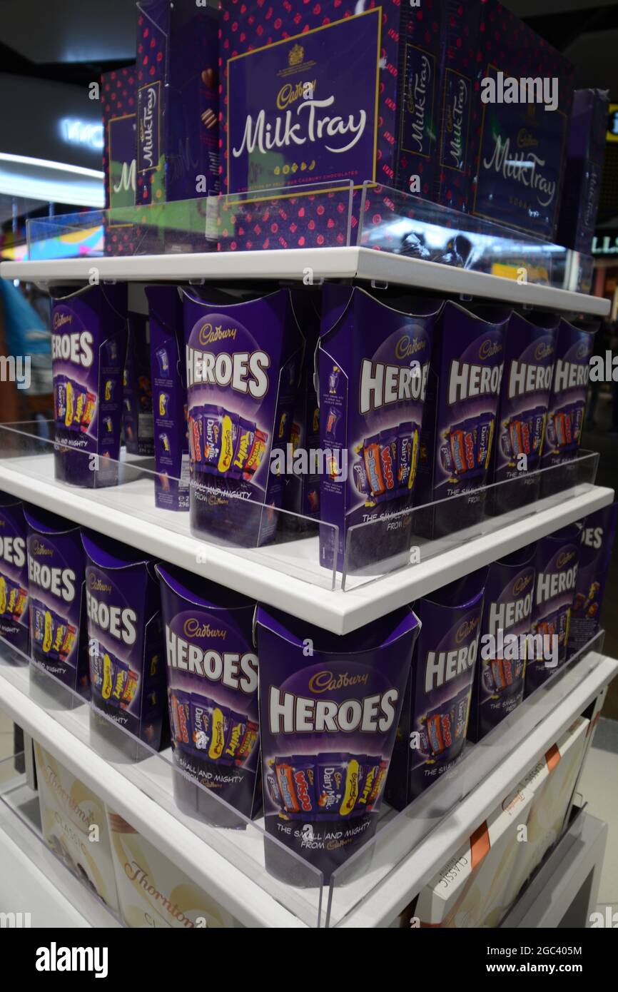 Cadburys chocolates Birmingham airport shop heroes box boxes stand ...