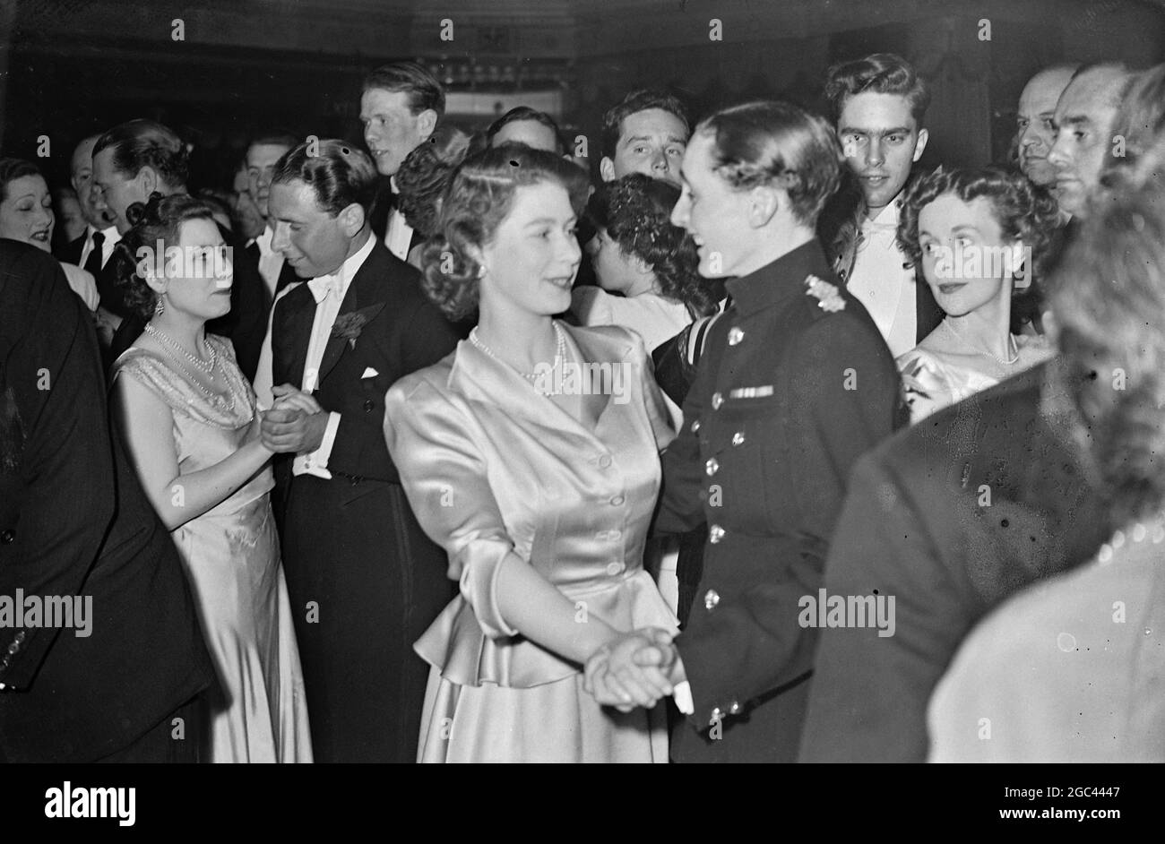 Princess elizabeth ball 1946 hi-res stock photography and images - Alamy
