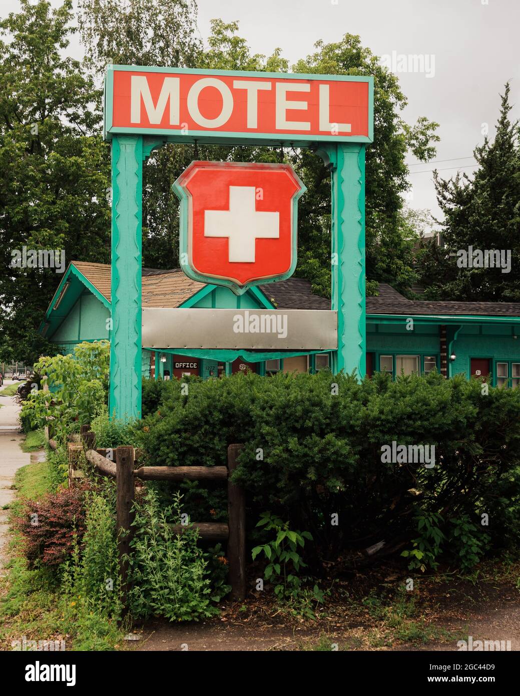 Burlington signage hi-res stock photography and images - Alamy