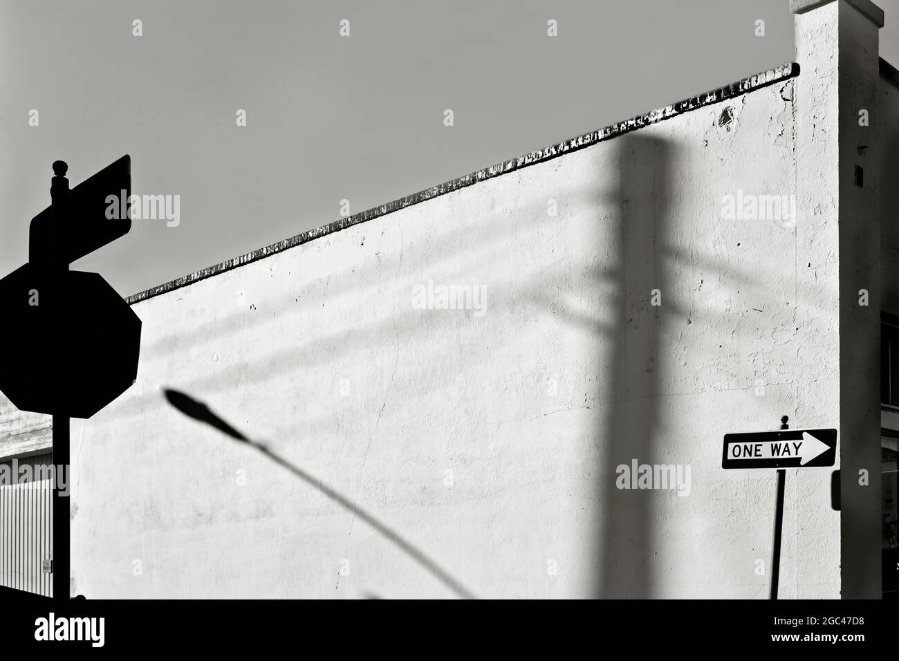 Traffic signs california hi-res stock photography and images - Alamy